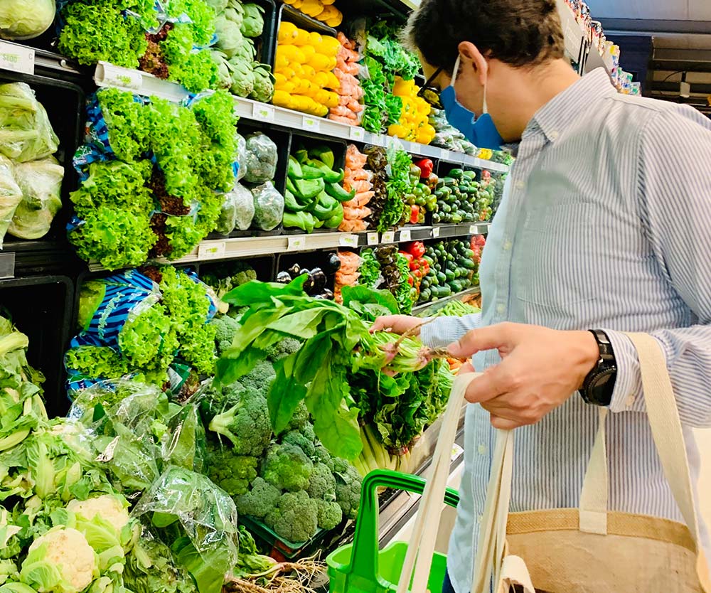 2020 Food Trends Survey: a tale of two shoppers | Kearney
