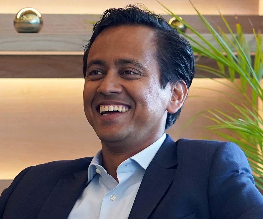 Mukund Bhatnagar - Bio | Kearney